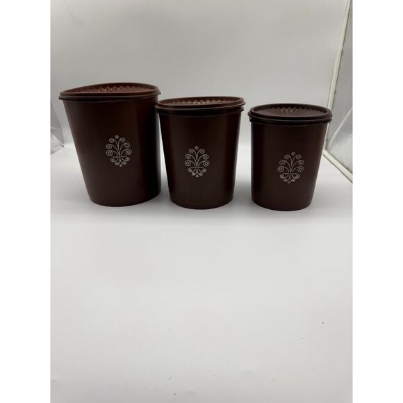 Tupperware | Kitchen | Vintage Tupperware Brown Canisters Set Of 3 ...
